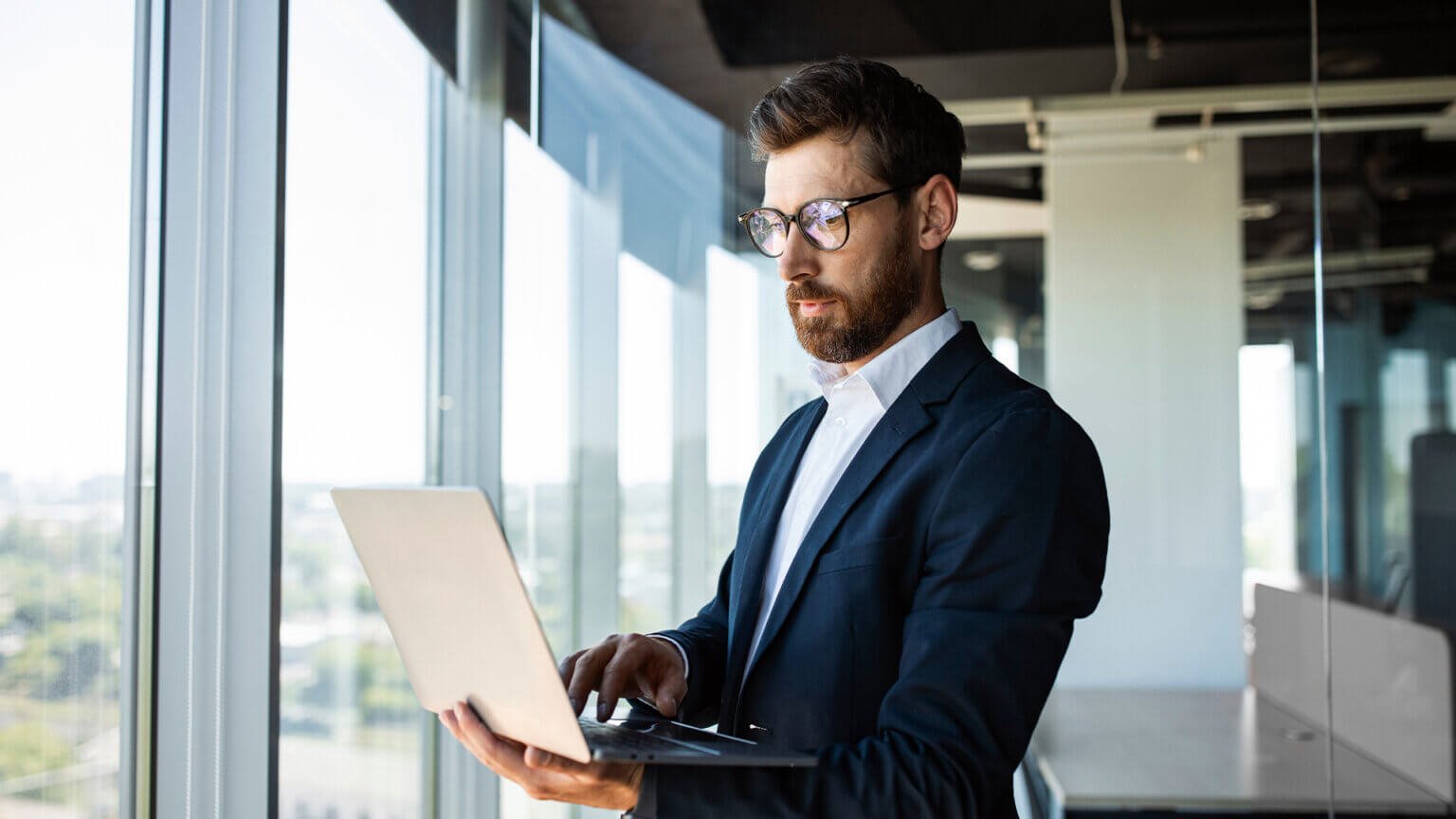 Presenteeism: What Causes it and How Can Employers Spot it? - Corporate ...