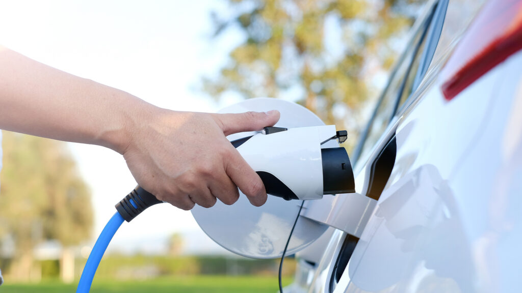 Why EV Charging Should Be Part of Your Employee Benefits Strategy ...
